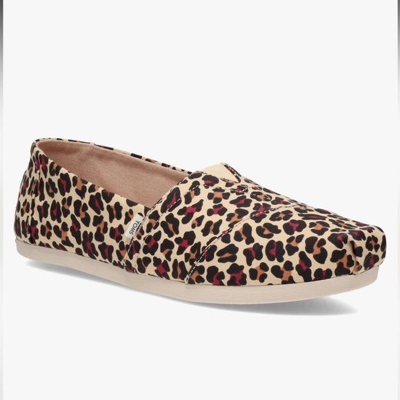 Toms | Shoes | Toms Alpargata Beige Leopard Print Classic Canvas Slipon ...